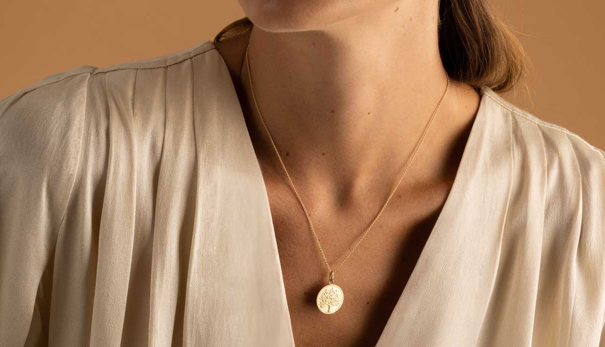 Comment choisir une chaine en or ? - Dépensez.com